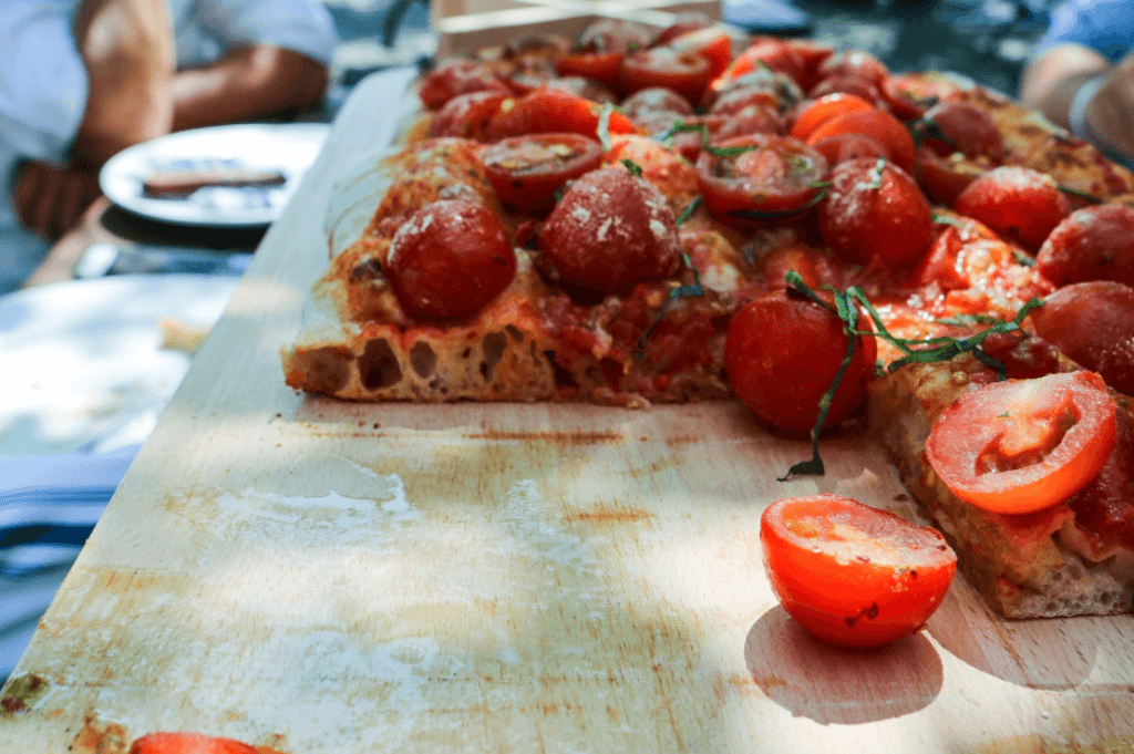 Stefani Signature Restaurants Opening New Chicago Pizzeria - Phil ...